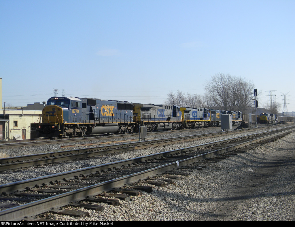 CSX 8779